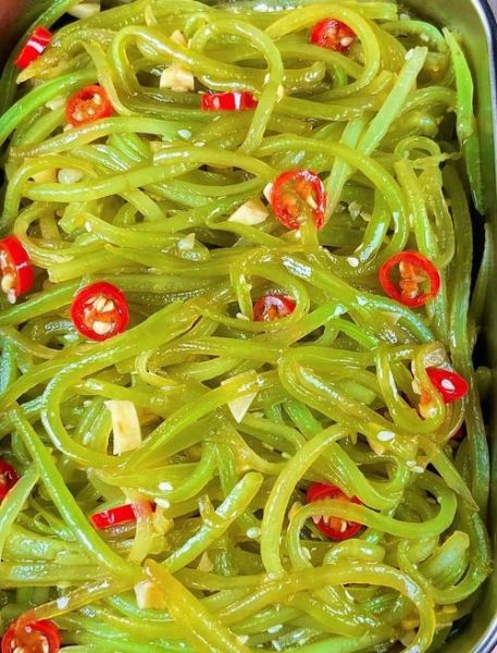 莴笋丝凉拌怎么做_莴笋丝凉拌需要焯水吗-第1张图片-山城妙识