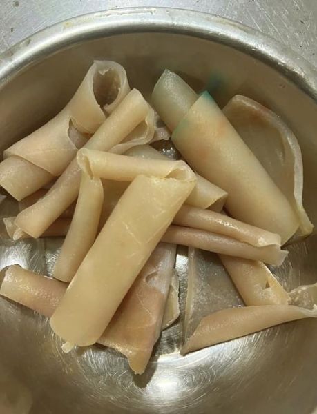 猪皮冻怎么做不腥_猪皮冻去腥技巧-第2张图片-山城妙识