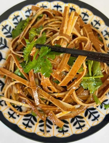 凉拌豆腐怎么做_家常豆腐干做法大全-第1张图片-山城妙识