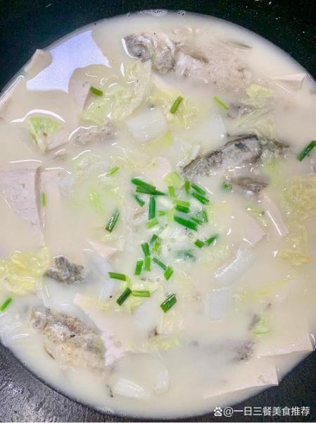 鲫鱼豆腐汤怎么炖好喝_鲫鱼豆腐汤的家常做法大全-第1张图片-山城妙识 鲫鱼豆腐汤怎么炖好喝_鲫鱼豆腐汤的家常做法大全-第1张图片-山城妙识