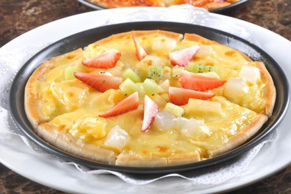 苹果披萨怎么做_苹果披萨烤箱温度时间-第3张图片-山城妙识 苹果披萨怎么做_苹果披萨烤箱温度时间-第3张图片-山城妙识