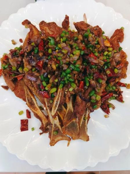 椒盐扇子骨怎么做_椒盐扇子骨腌制多久-第1张图片-山城妙识