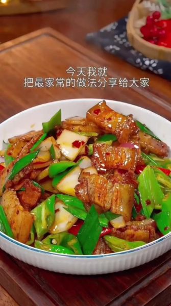 回锅肉怎么炒才正宗_川味回锅肉做法视频-第2张图片-山城妙识