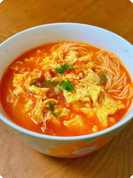 西红柿鸡蛋汤面怎么做_西红柿鸡蛋汤面热量高吗-第1张图片-山城妙识 西红柿鸡蛋汤面怎么做_西红柿鸡蛋汤面热量高吗-第1张图片-山城妙识