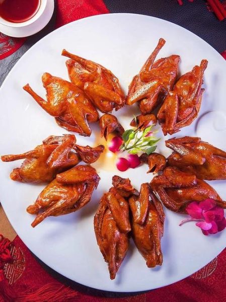 正宗爆炒乳鸽怎么做_乳鸽腌制多久才入味-第2张图片-山城妙识 正宗爆炒乳鸽怎么做_乳鸽腌制多久才入味-第2张图片-山城妙识