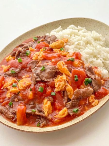 番茄牛肉烩饭怎么做_番茄牛肉烩饭用什么牛肉-第1张图片-山城妙识