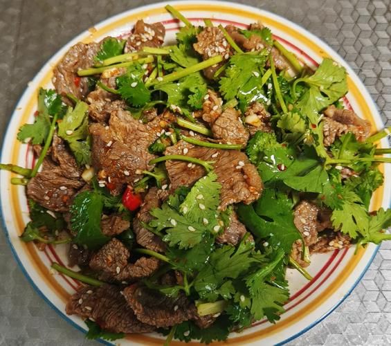 凉拌牛肉放什么调料_怎么做才好吃-第2张图片-山城妙识 凉拌牛肉放什么调料_怎么做才好吃-第2张图片-山城妙识