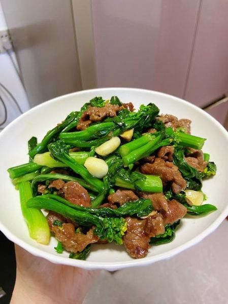 菜心炒牛肉怎么炒才嫩_菜心炒牛肉的做法窍门-第2张图片-山城妙识
