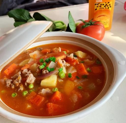 正宗罗宋汤怎么做_罗宋汤的做法窍门-第1张图片-山城妙识 正宗罗宋汤怎么做_罗宋汤的做法窍门-第1张图片-山城妙识