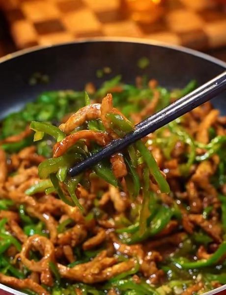 青椒肉丝怎么炒才嫩_青椒肉丝正宗做法-第1张图片-山城妙识 青椒肉丝怎么炒才嫩_青椒肉丝正宗做法-第1张图片-山城妙识
