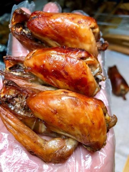 油炸鹌鹑怎么做才外酥里嫩_油炸鹌鹑用什么油温最好-第1张图片-山城妙识