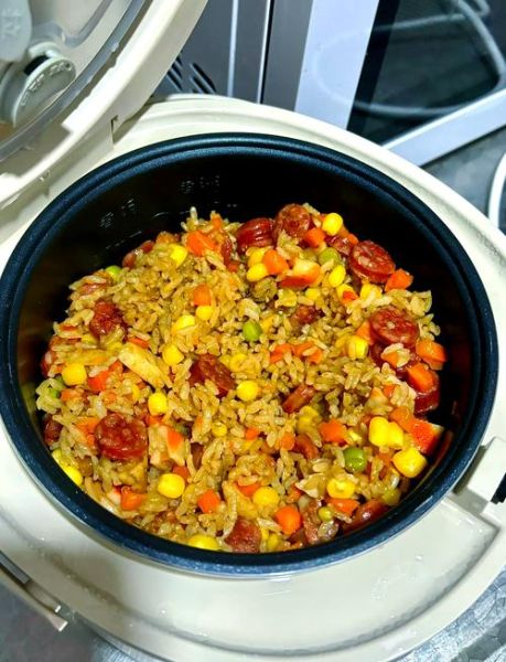 电饭煲煲仔饭怎么做才好吃_电饭煲煲仔饭做法窍门-第1张图片-山城妙识 电饭煲煲仔饭怎么做才好吃_电饭煲煲仔饭做法窍门-第1张图片-山城妙识