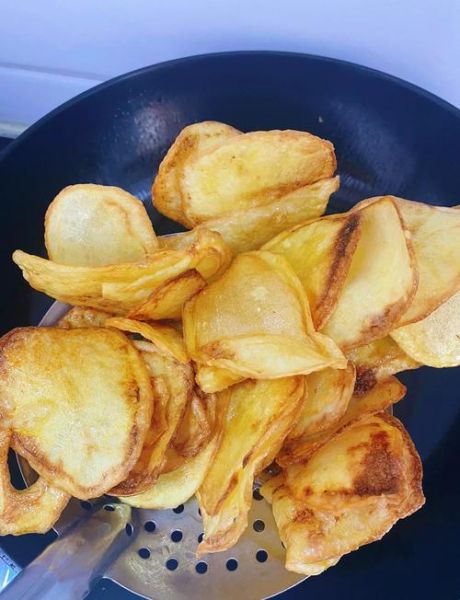 自制炸薯片的家常做法_怎样炸出酥脆口感-第2张图片-山城妙识