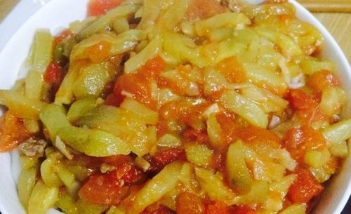 茄子西红柿打卤面怎么做_茄子西红柿打卤面热量高吗-第2张图片-山城妙识