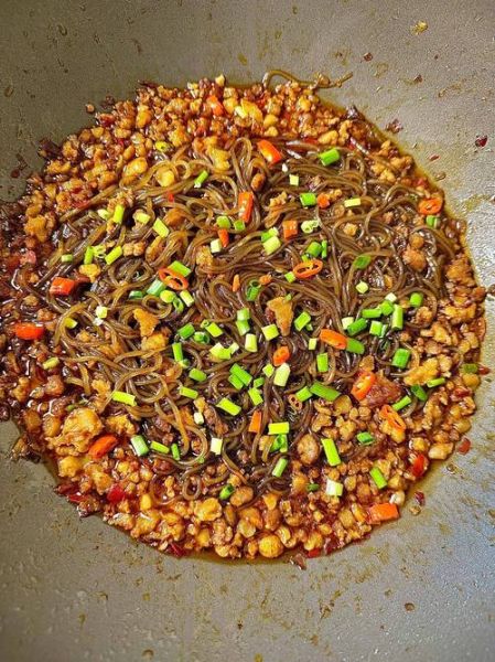 肉末粉条怎么做_肉末粉条的家常做法大全-第3张图片-山城妙识