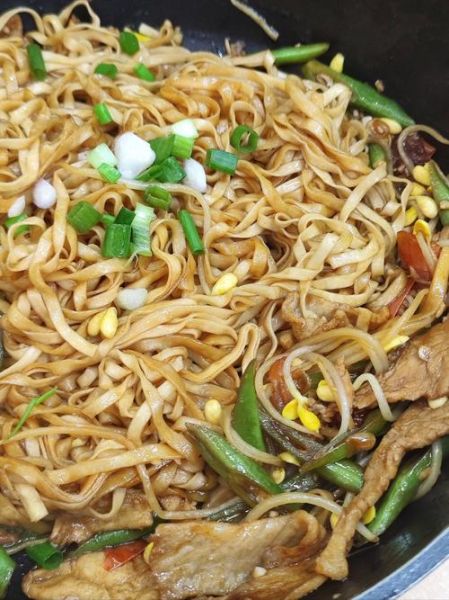 排骨豆角焖面怎么做_排骨豆角焖面家常做法-第1张图片-山城妙识