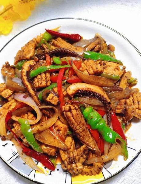 香辣鱿鱼怎么做_家常香辣鱿鱼做法大全-第1张图片-山城妙识