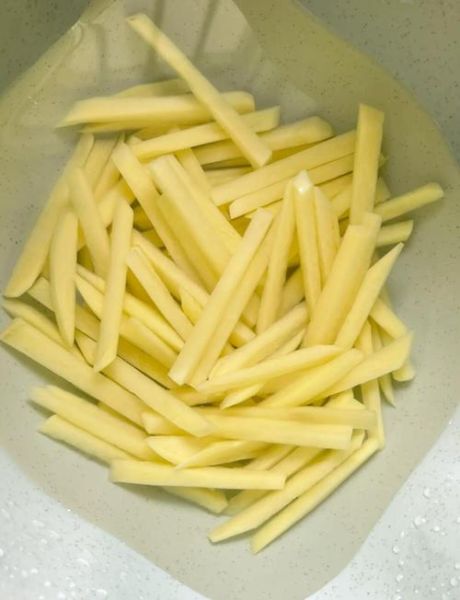 怎样炸薯条才脆_自制薯条不软的方法-第2张图片-山城妙识 怎样炸薯条才脆_自制薯条不软的方法-第2张图片-山城妙识