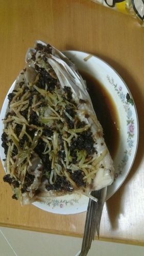 豆豉蒸鱼头怎么做_蒸鱼头用哪种豆豉最好-第3张图片-山城妙识