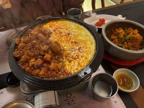 韩国料理电影有哪些_如何拍出美食氛围感-第1张图片-山城妙识