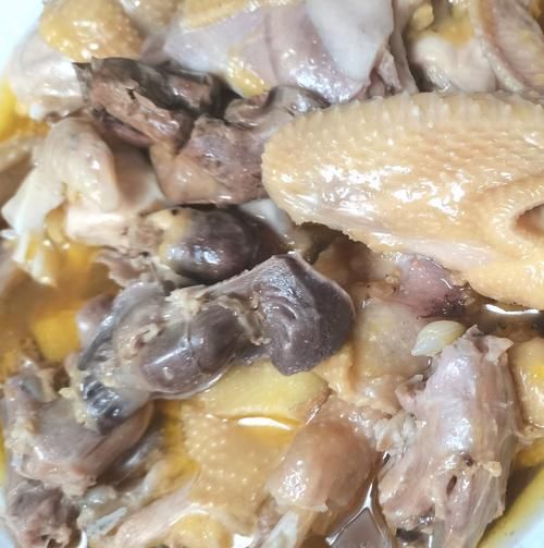 炖鸡怎么炖好吃又好喝_家常炖鸡秘诀-第1张图片-山城妙识