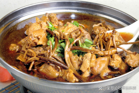 茶树菇炖鸡怎么做_茶树菇炖鸡的功效与禁忌-第2张图片-山城妙识