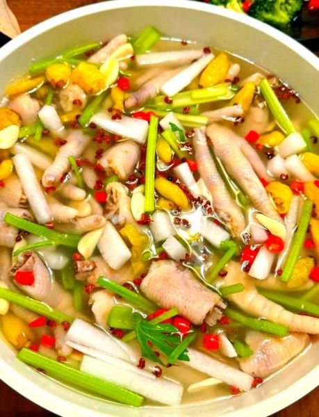 正宗麻辣泡鸡爪怎么做_泡鸡爪麻辣配方比例-第1张图片-山城妙识