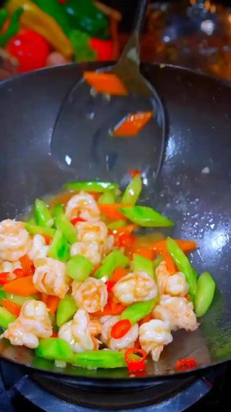 清炒虾仁怎么炒好吃_清炒虾仁的家常做法-第2张图片-山城妙识 清炒虾仁怎么炒好吃_清炒虾仁的家常做法-第2张图片-山城妙识