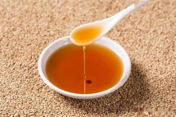 芝麻油热量是多少_减肥能吃芝麻油吗-第1张图片-山城妙识