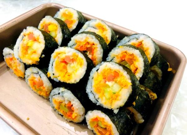 寿司怎么做_寿司卷法图解-第3张图片-山城妙识