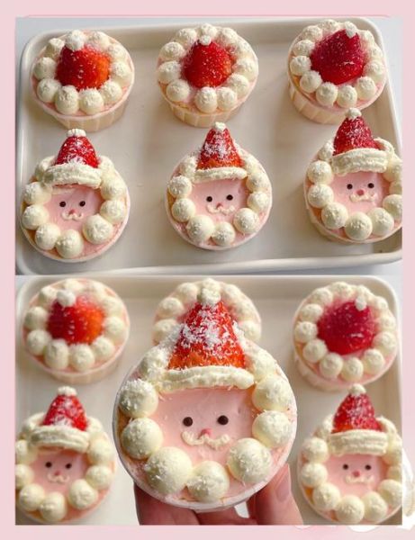 圣诞节小蛋糕怎么做_圣诞节小蛋糕装饰技巧-第2张图片-山城妙识