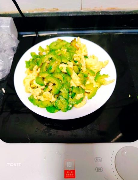 苦瓜怎么炒不苦_苦瓜炒蛋的家常做法-第2张图片-山城妙识