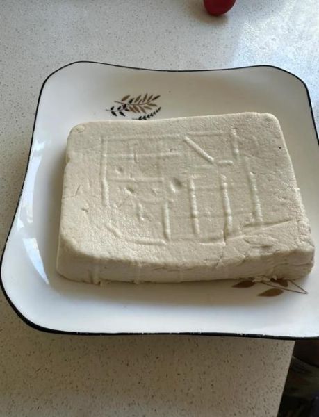 怎样自制豆腐_自制豆腐需要哪些材料-第1张图片-山城妙识