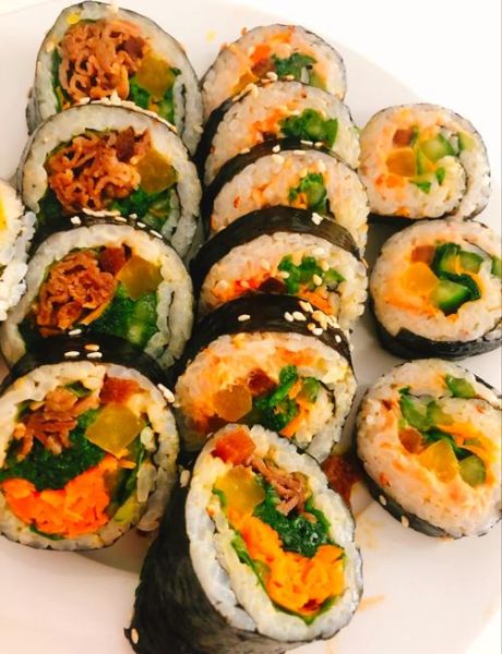 紫菜包饭怎么卷不散_紫菜包饭的做法大全图-第1张图片-山城妙识