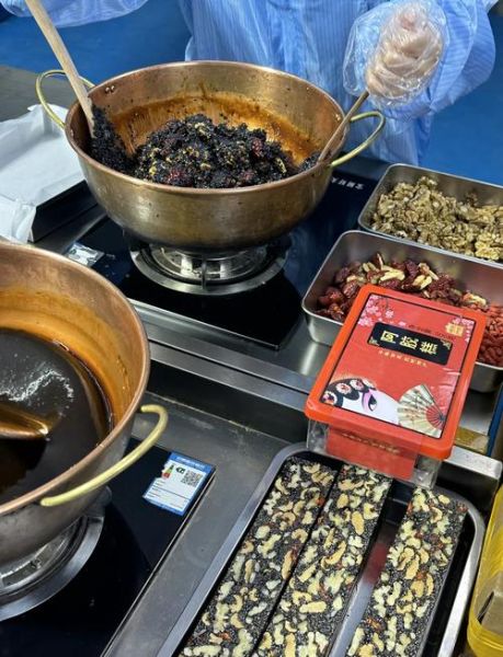 吃阿胶一个月皮肤变白_真的假的-第2张图片-山城妙识