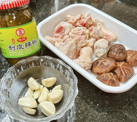 剥皮辣椒鸡汤怎么煮_剥皮辣椒鸡汤功效-第3张图片-山城妙识