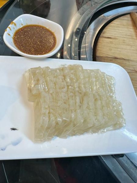 猪皮冻的营养价值_猪皮冻吃了会胖吗-第1张图片-山城妙识 猪皮冻的营养价值_猪皮冻吃了会胖吗-第1张图片-山城妙识