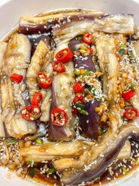 蒜蓉茄子怎么做_蒜蓉茄子蒸多久才软-第1张图片-山城妙识