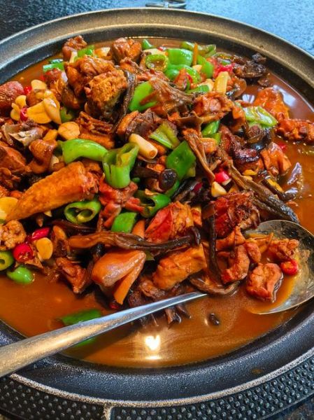 家常炒鸡怎么炒好吃_家常炒鸡的做法大全-第2张图片-山城妙识