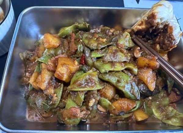 豆角茄子土豆素乱炖怎么做_豆角茄子土豆素乱炖热量高吗-第1张图片-山城妙识 豆角茄子土豆素乱炖怎么做_豆角茄子土豆素乱炖热量高吗-第1张图片-山城妙识