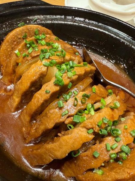 红烧芋头怎么做软糯入味_家常做法窍门-第1张图片-山城妙识