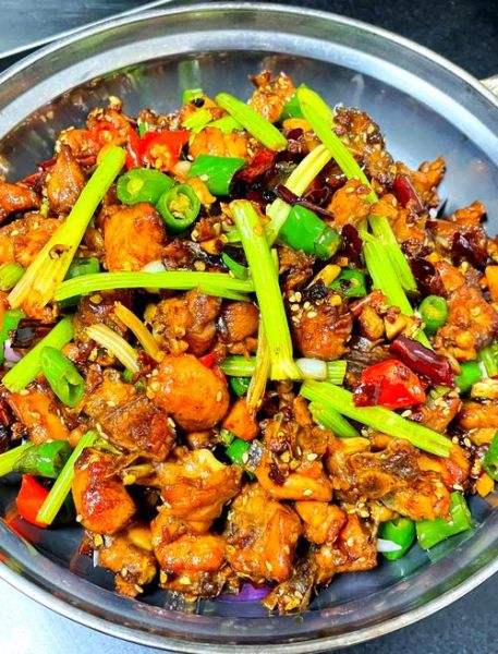 干锅鸡的做法最正宗的做法四川_干锅鸡怎么做好吃又香-第3张图片-山城妙识