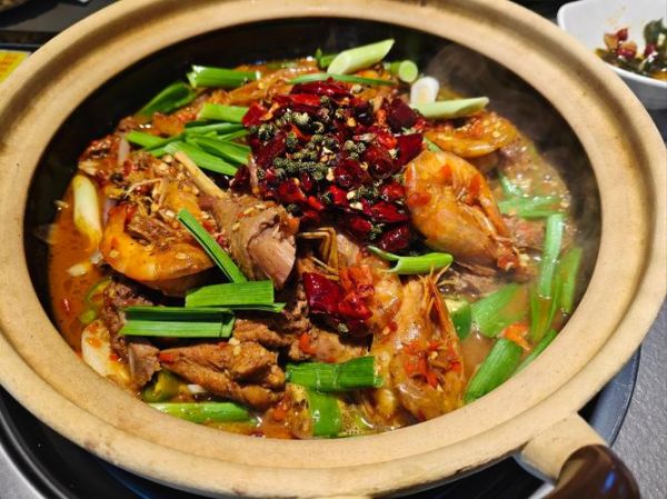 花雕鸡是哪里的菜_花雕鸡属于哪个菜系-第2张图片-山城妙识