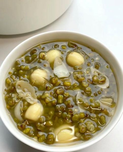 绿豆糖水煮多久_绿豆糖水要煮多久才软烂-第1张图片-山城妙识