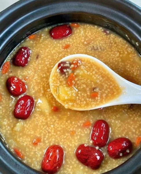 秋天吃什么粥健脾养胃去火_秋天去火粥有哪些-第2张图片-山城妙识