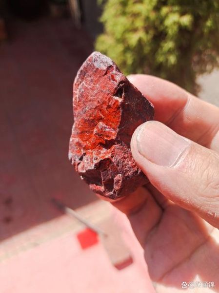 鸡血石图片大全_如何鉴别真假鸡血石-第2张图片-山城妙识