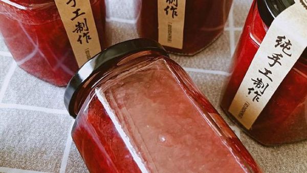 草莓果酱怎么做_草莓果酱不加水可以吗-第2张图片-山城妙识