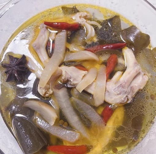 酸萝卜老鸭汤怎么做_正宗做法步骤详解-第3张图片-山城妙识