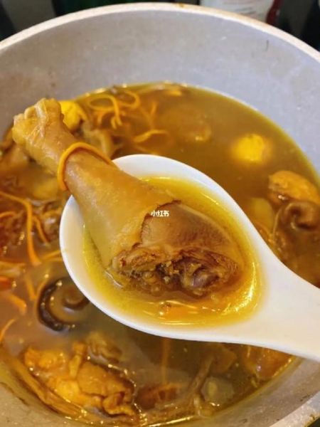 老母鸡汤的做法窍门_怎样炖出奶白色老母鸡汤-第3张图片-山城妙识