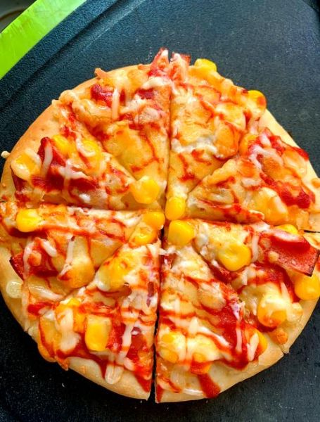 烤箱自制披萨怎么做_家庭披萨面团配方-第1张图片-山城妙识